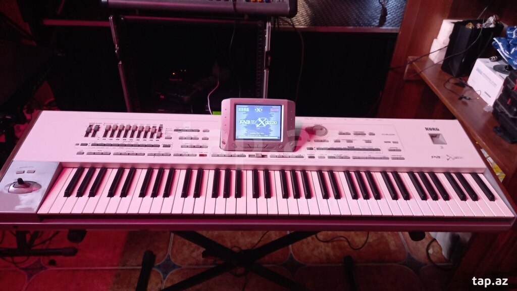 Sintezator "Korg": 1500 AZN — Bakı, Azərbaycan | 45816204 — Tap.Az