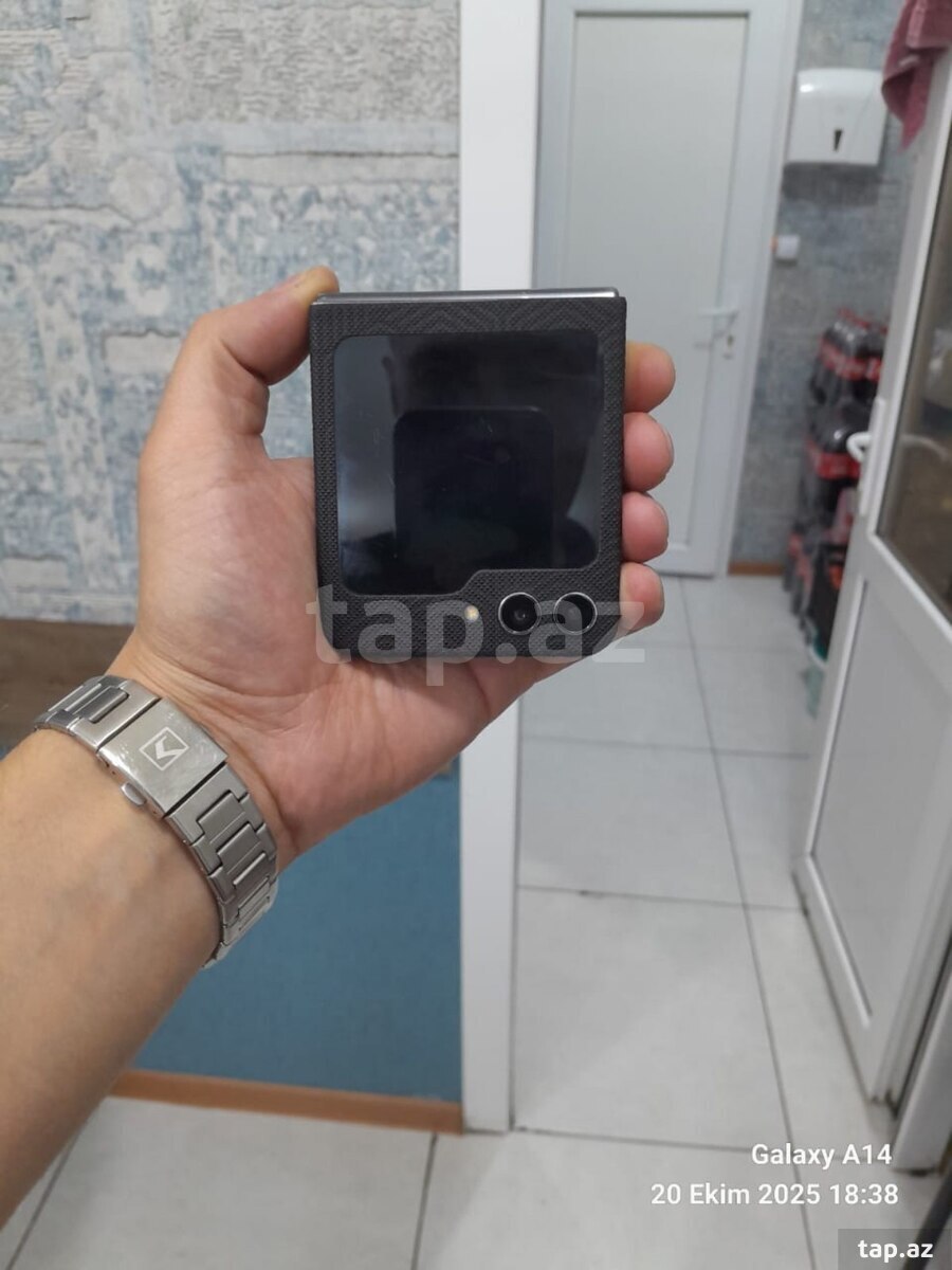 Samsung Galaxy Z Flip 5 Graphite 256GB/8GB: 570 AZN — Bakı, Azərbaycan ...