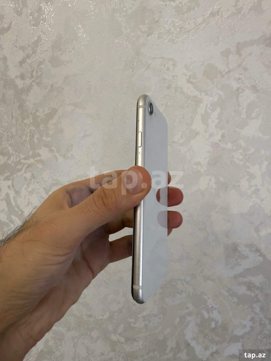 Apple iPhone SE (2022) White 64GB/4GB: 220 AZN — Bakı, Azərbaycan ...