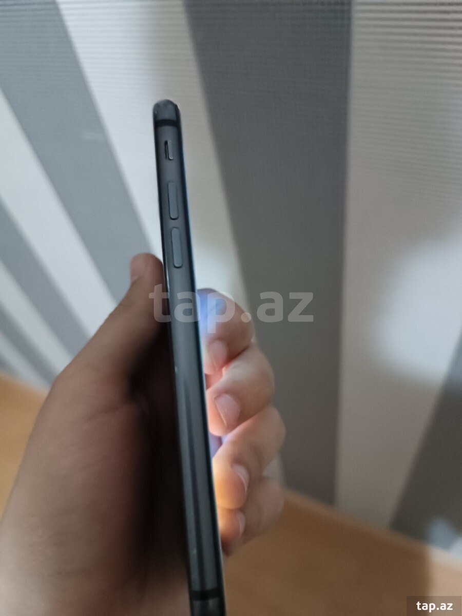 Apple iPhone 8 Space Gray 64GB: 170 AZN — Bakı, Azərbaycan | 46216062 ...