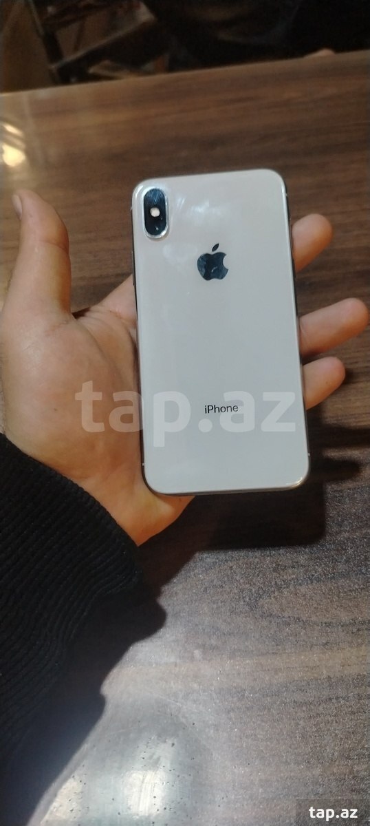 Apple iPhone X Silver 64GB/3GB: 200 AZN — Bakı, Azərbaycan | 46240122 — Tap.Az