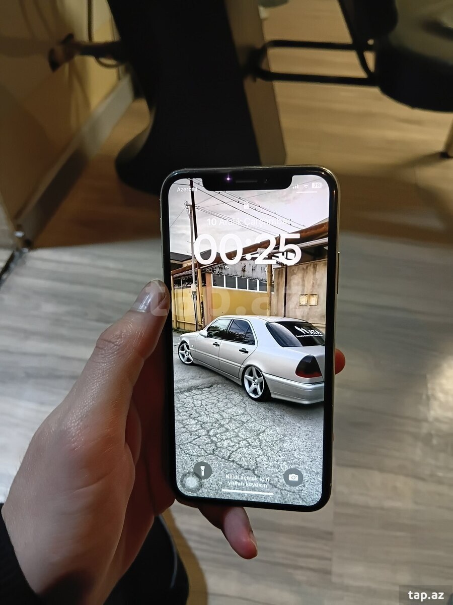 Apple iPhone X Silver 64GB/3GB: 240 AZN — Bakı, Azərbaycan | 46390184 ...