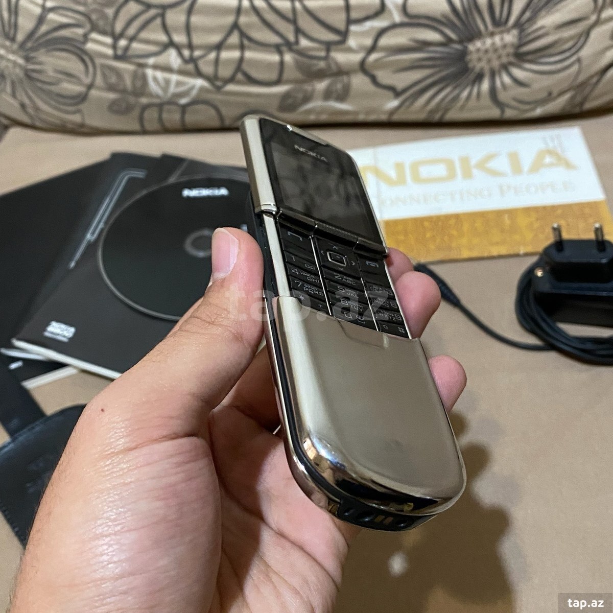 Nokia 8800 Silver: 240 AZN — Bakı, Azərbaycan | 46433561 — Tap.Az